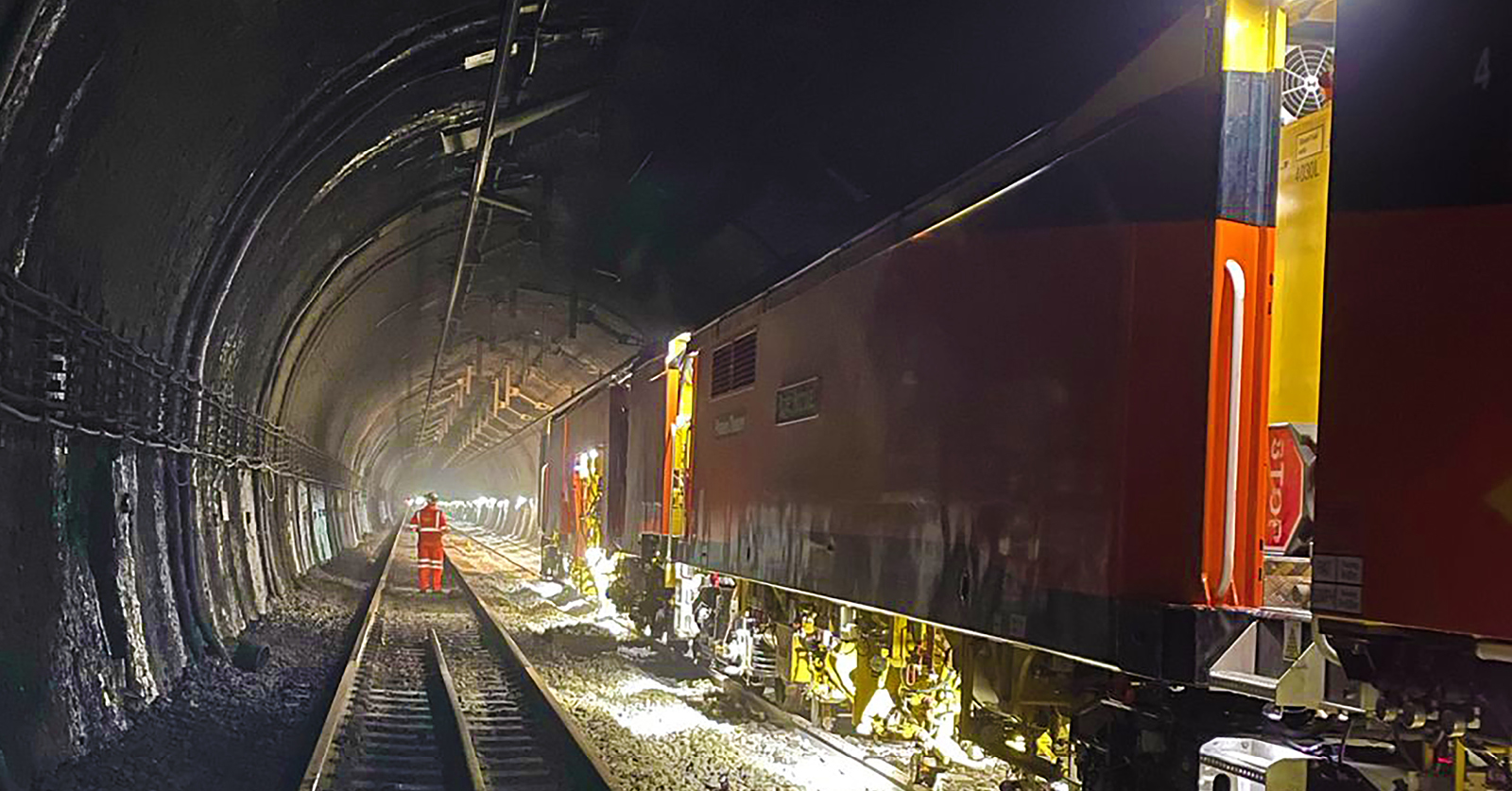 SRSA Successfully Service Severn Tunnel | Colas Rail UK